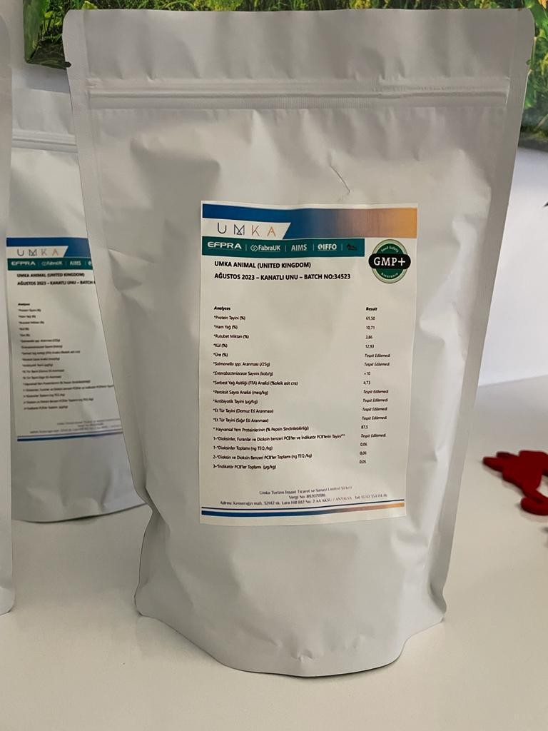 Tavuk & Kanatlı Unu 5000 Gr - Türkiye'nin Canlı Dondurulmuş Yem Merkezi!!!